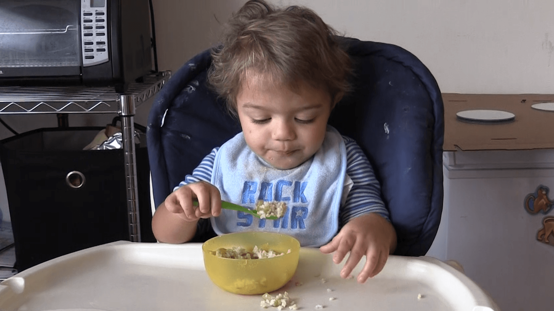 Pathways.org | Feeding related milestones